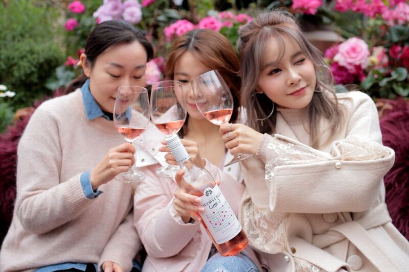 Jacobs Creek/Pernod Ricard using Chufei Churan twins – Wineaware